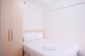Apartamento conforto, 2 quartos | 2 quartos, escrivaninha, Wi-Fi de cortesia, roupa de cama
