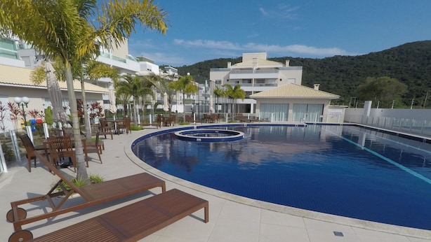 Piscina exterior