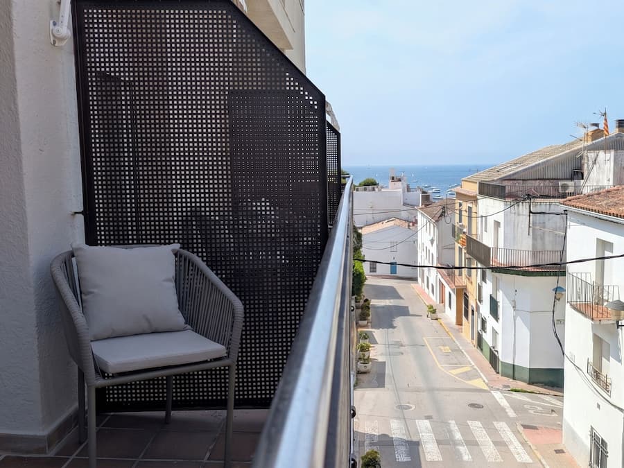 Quarto Duplo ou Twin, vista parcial para o mar | Varanda