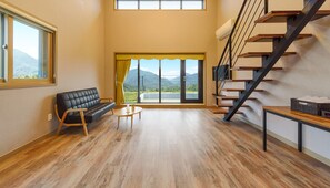 Dúplex (#303) | Sala | TV de ecrã plano