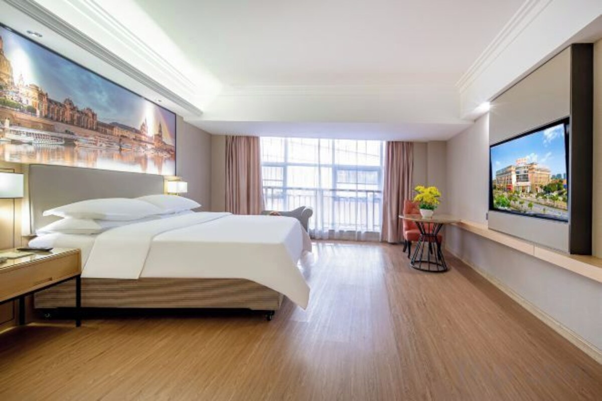 Multi-Level Double Room