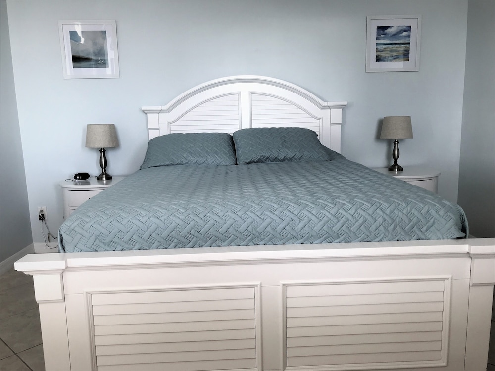Gulf View Beach & Tennis, 4 Min Walk To Beach, Free Wifi, Beach Gear - Bonita Springs, FL