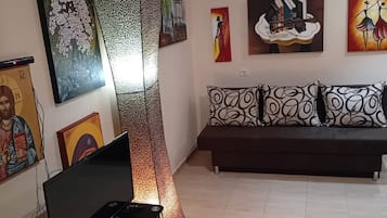 TV
