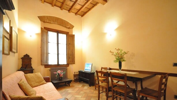 Apartamento, 2 quartos | Sala de estar