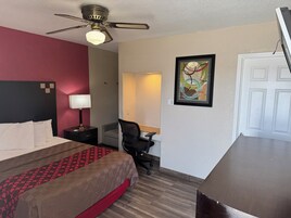 Quarto Standard, 1 cama queen-size | Com decoração personalizada, com mobília individualizada 