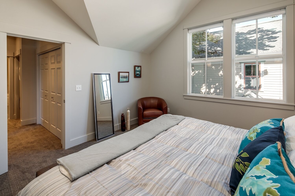 La Conner, Tillinghast Residence A #400 - Bay View, WA