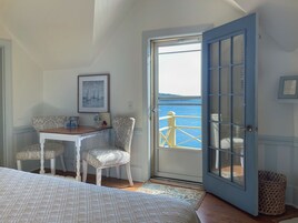 Quarto Duplo, vista para o oceano (Sea Rose) | Roupa de alta qualidade, com decoração personalizada 