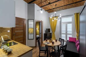 Apartamento Básico, 1 quarto, cozinha (Nr 4,6,9,11) | Ferro/tábua de engomar, Wi-fi grátis, roupa de cama fornecida 