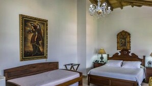 Roupas de cama premium, Wi-Fi de cortesia, roupa de cama