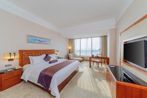 Cofre no quarto, secretária, camas desdobráveis, Wi-fi grátis 