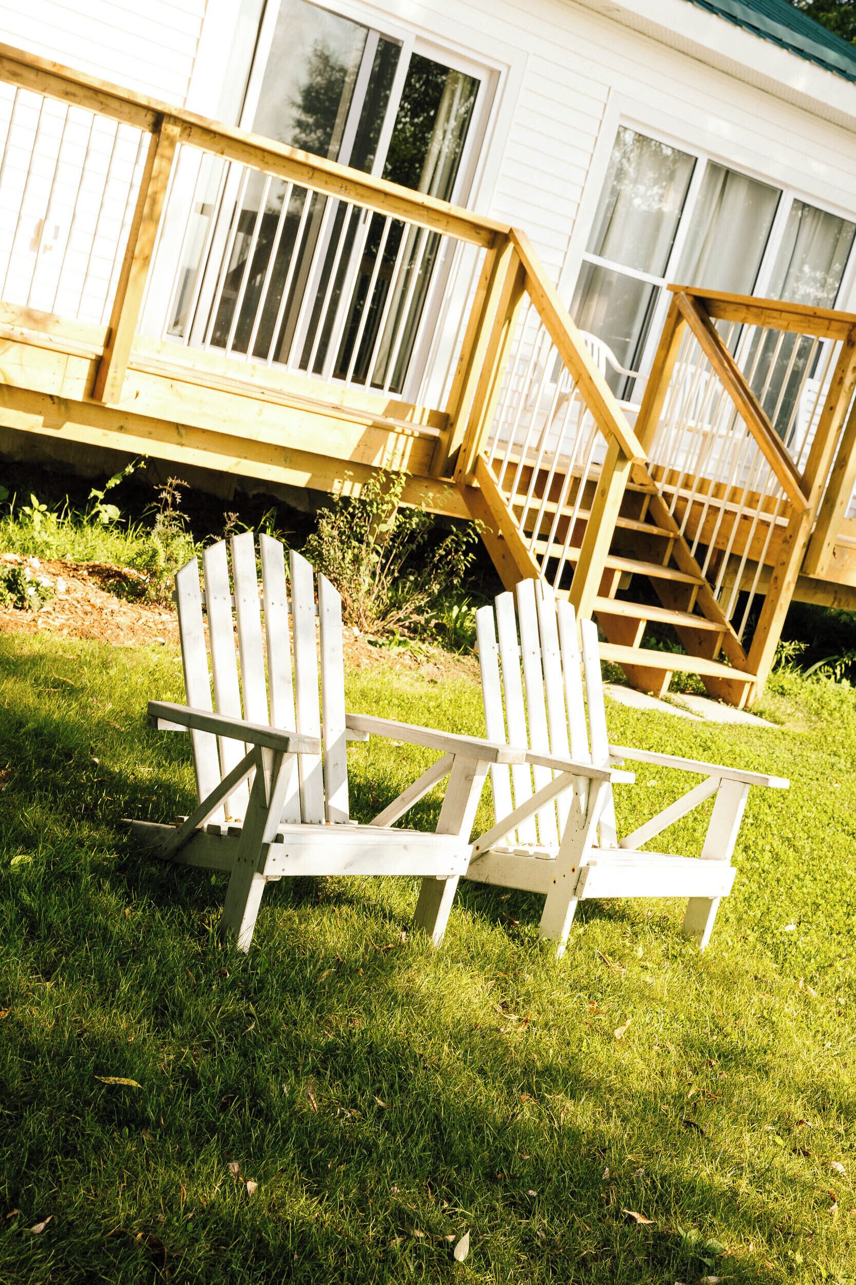 Casa de campo luxo, 2 quartos, sacada, vista para o lago | Ferros/tábuas de passar roupa, Wi-Fi de cortesia, roupa de cama