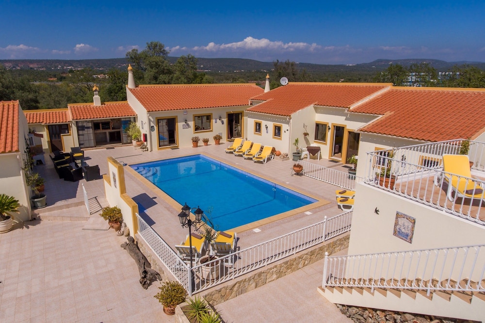 Casa Dos Ninos - Faro District