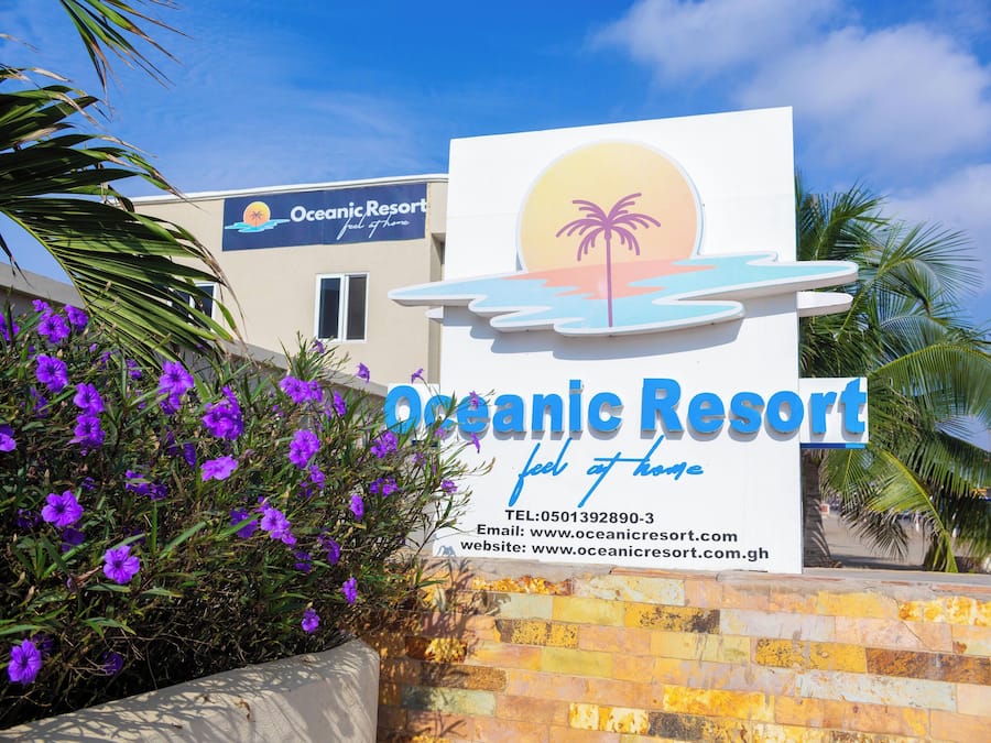 Quarto luxo, sacada | Frigobar, escrivaninha, Wi-Fi de cortesia, roupa de cama