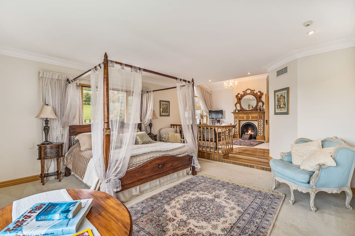 Suite Premier, 1 cama king-size, vista para a baía (Pheasant Suite) | Lençóis de algodão egípcio, roupa de alta qualidade, cofre no quarto
