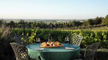 Pequenos-almoços e almoços servidos