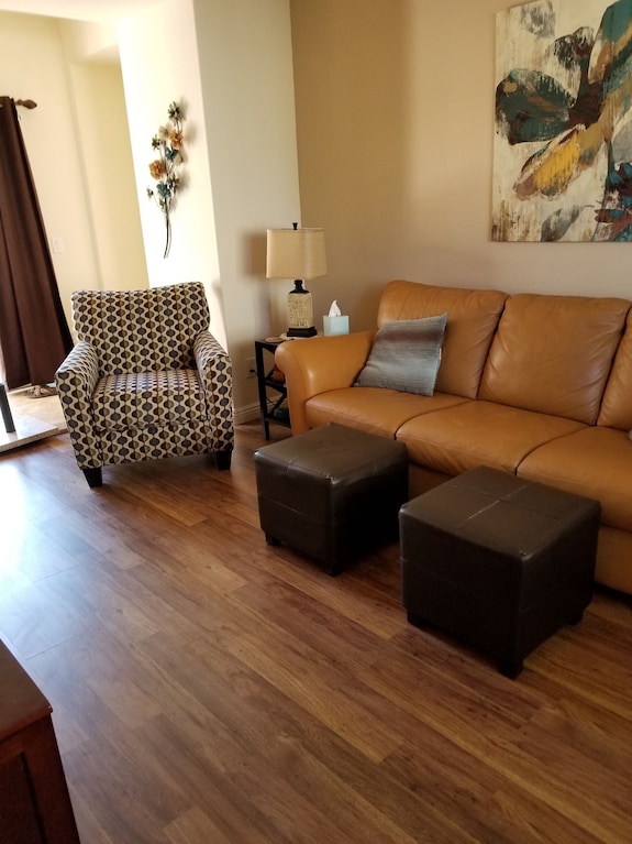 Only 15 Minutes From Cardinals Stadium, 10 Minutes To Peoria Baseball Complex - 瑟普賴斯