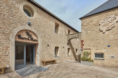 The Barrel Store - Hostel