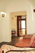 Quarto quádruplo, acessível (Southern Comfort) | Berços (sobretaxa), camas extras/dobráveis (sobretaxa)