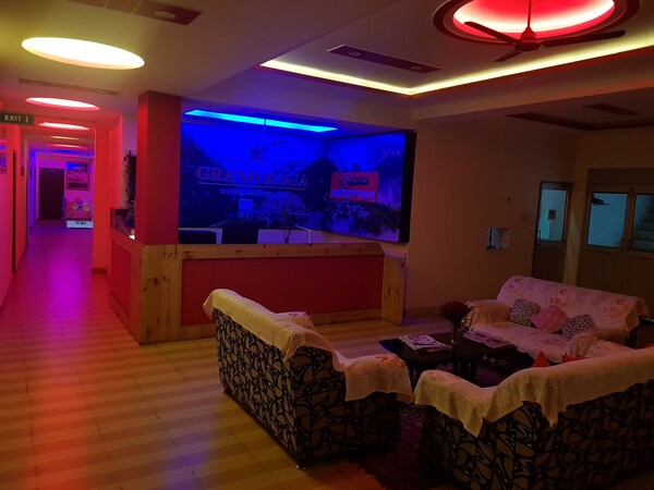 Hotel Grand Raga - Mandi