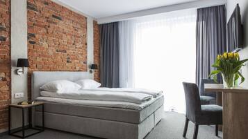 Quarto Duplo Deluxe, varanda | 1 quarto, lençóis de algodão egípcio, roupa de alta qualidade