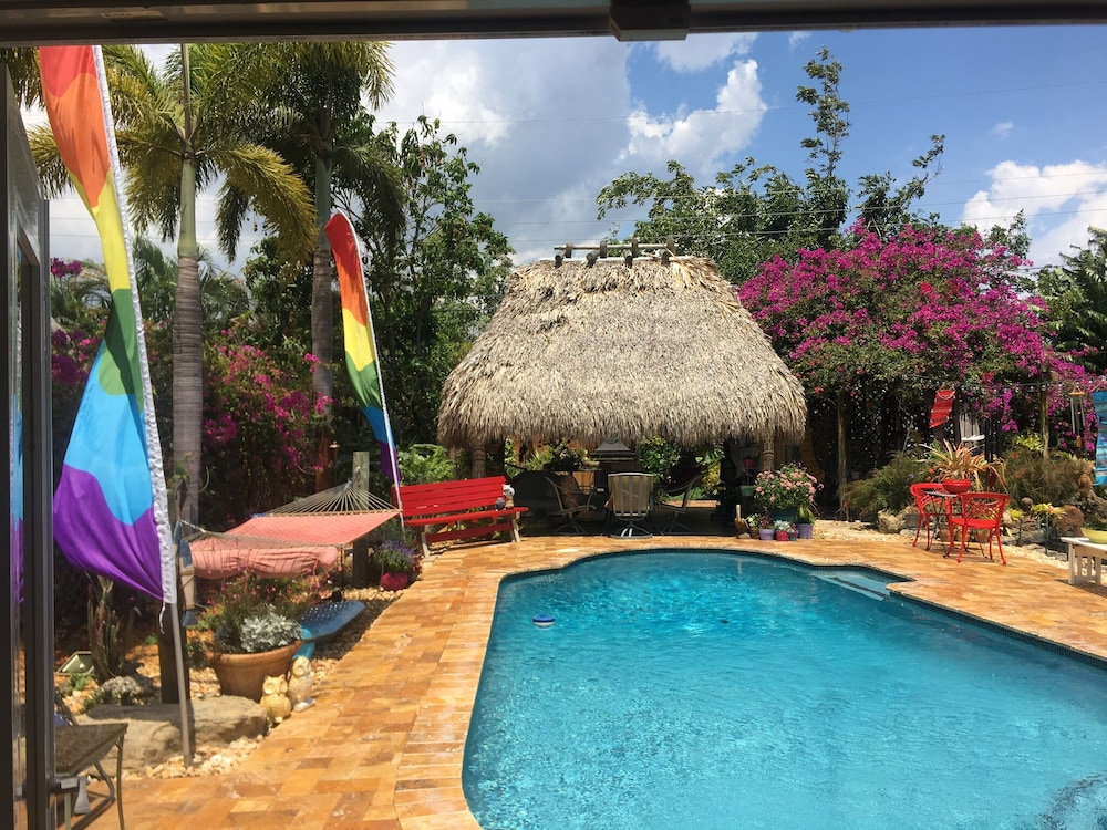 Clothes Optional Tranquil Private Room Paradise. In Fort Lauderdale. Lgbtq+ ❤️ - Pompano Beach, FL