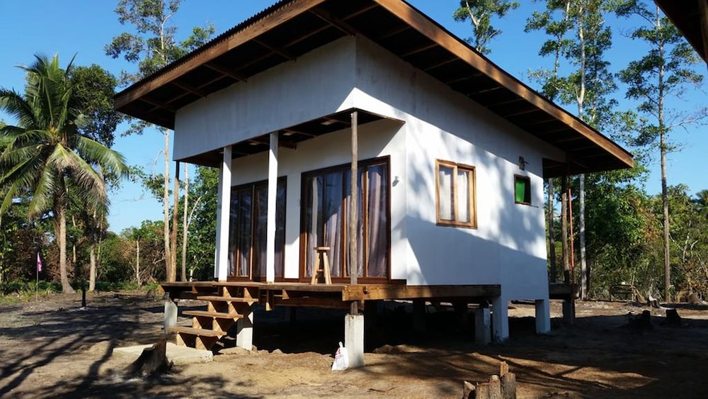 Villa Encantador Resort - San Vicente