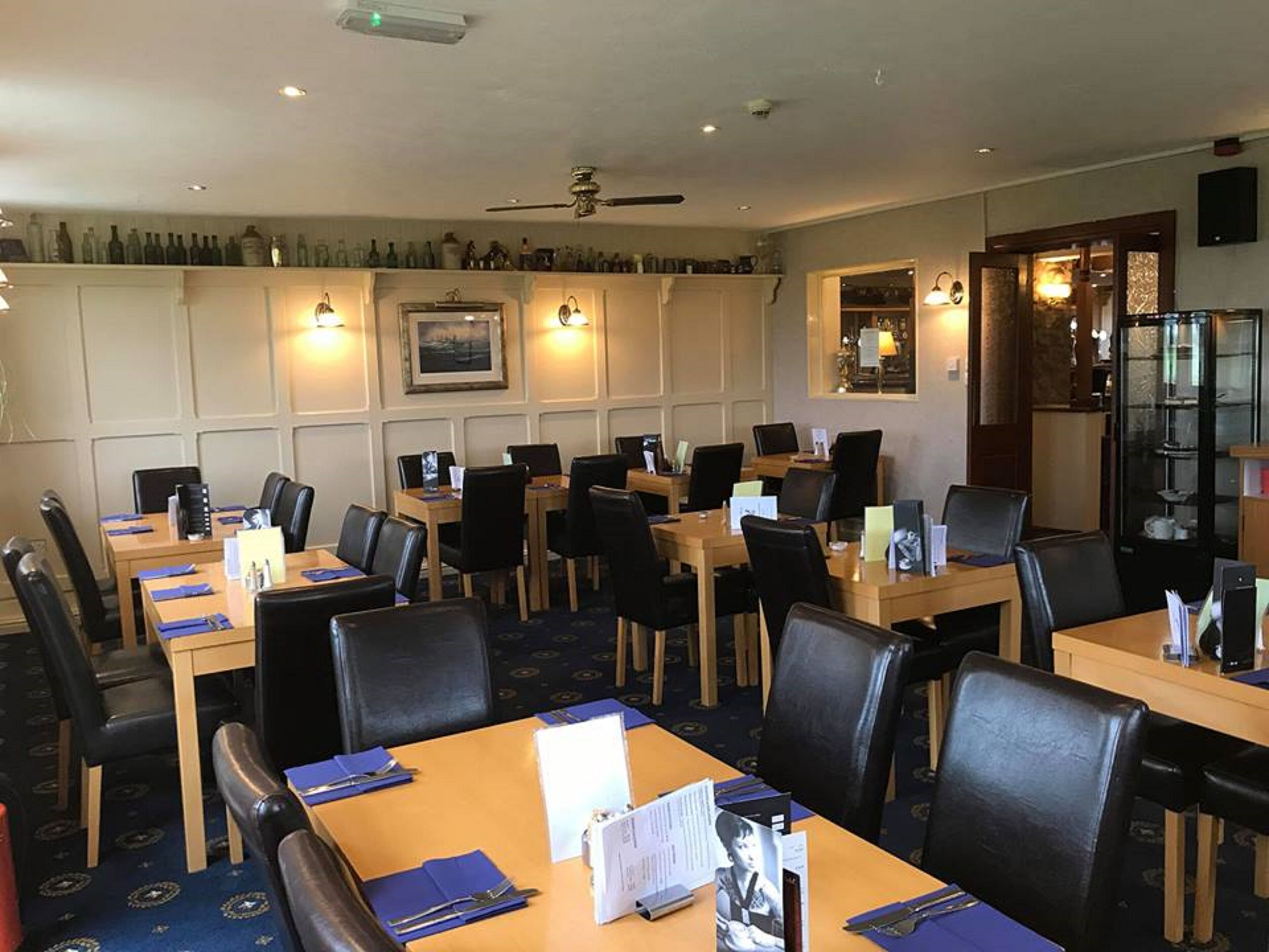 Pequeno-almoço continental diário incluído 