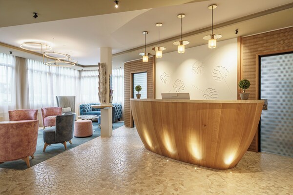 Hotel-restaurant Seegarten-marina - Faulensee