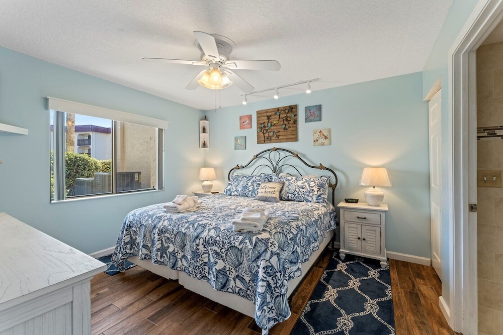 4108 Courtyard Villa 1st Fl S - Crescent Beach, FL
