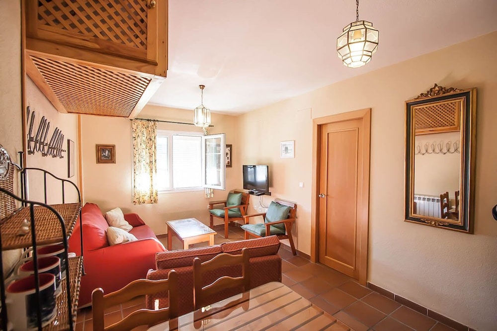 Sierra Nevada Apartament: Along The Chair Lift, Sunny, With A Swimming Pool - Sierra Nevada