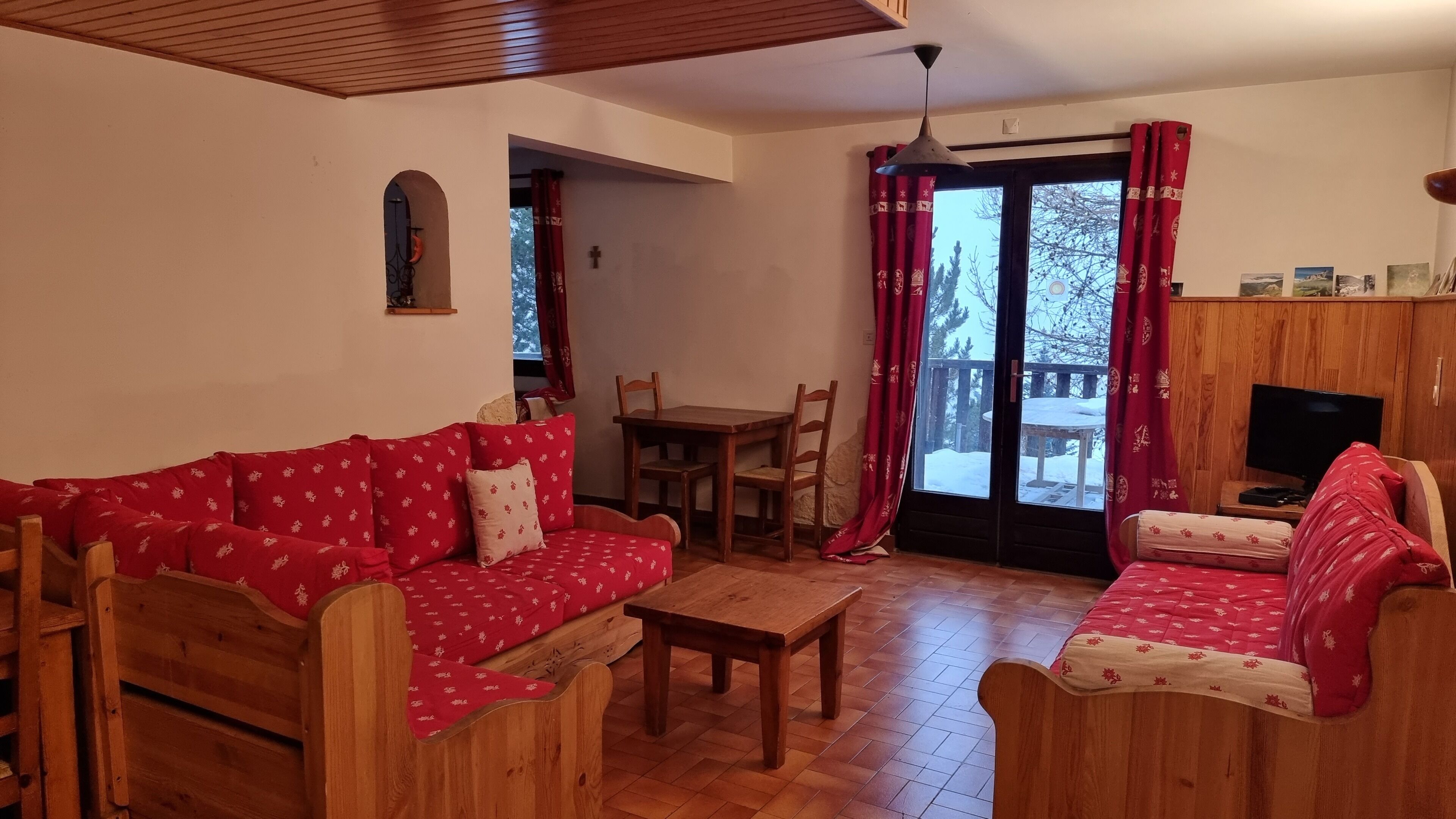 Grand Chalet Avec Jardin à Molines-en-queyras, 19 Couchages, Entièrement éQuipé. - Molines-en-Queyras