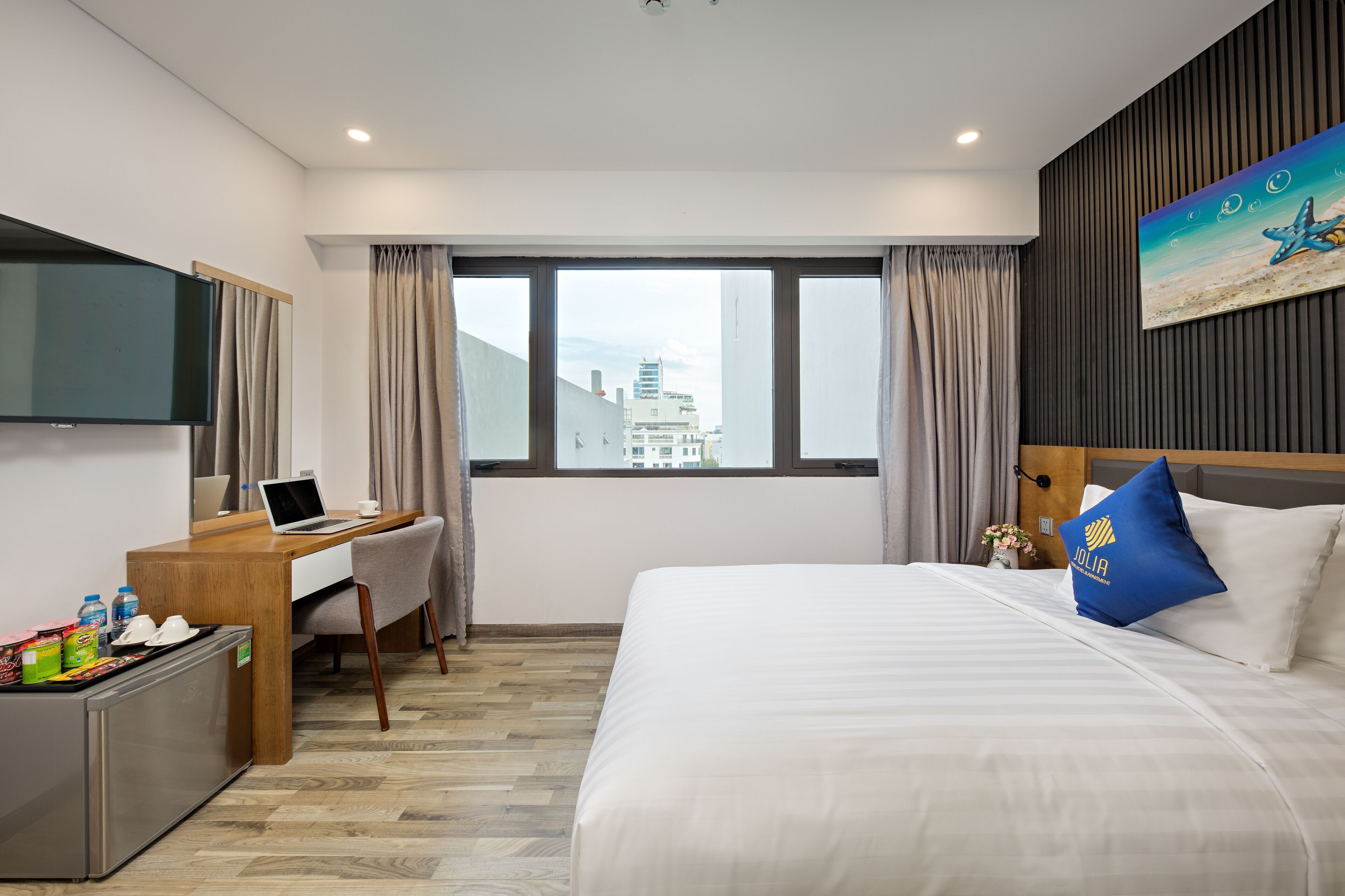 Roupas de cama premium, cofres nos quartos, individualmente mobiliados