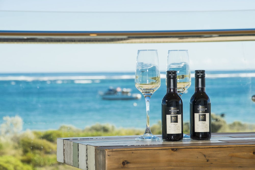Ocean View - Luxury Beachside Apartment With Stunning Ocean Views - Lancelin