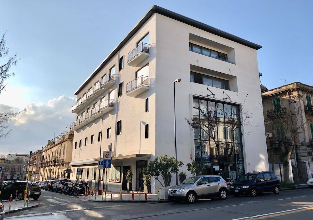 Residence Cineapollo - Messina