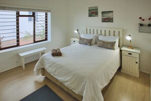 2 quartos, roupas de cama premium, individualmente decorados