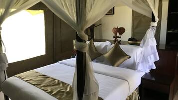 1 quarto, cofres nos quartos, individualmente decorados