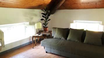 Penthouse Comfort | Roupa de alta qualidade, secretária, quartos insonorizados