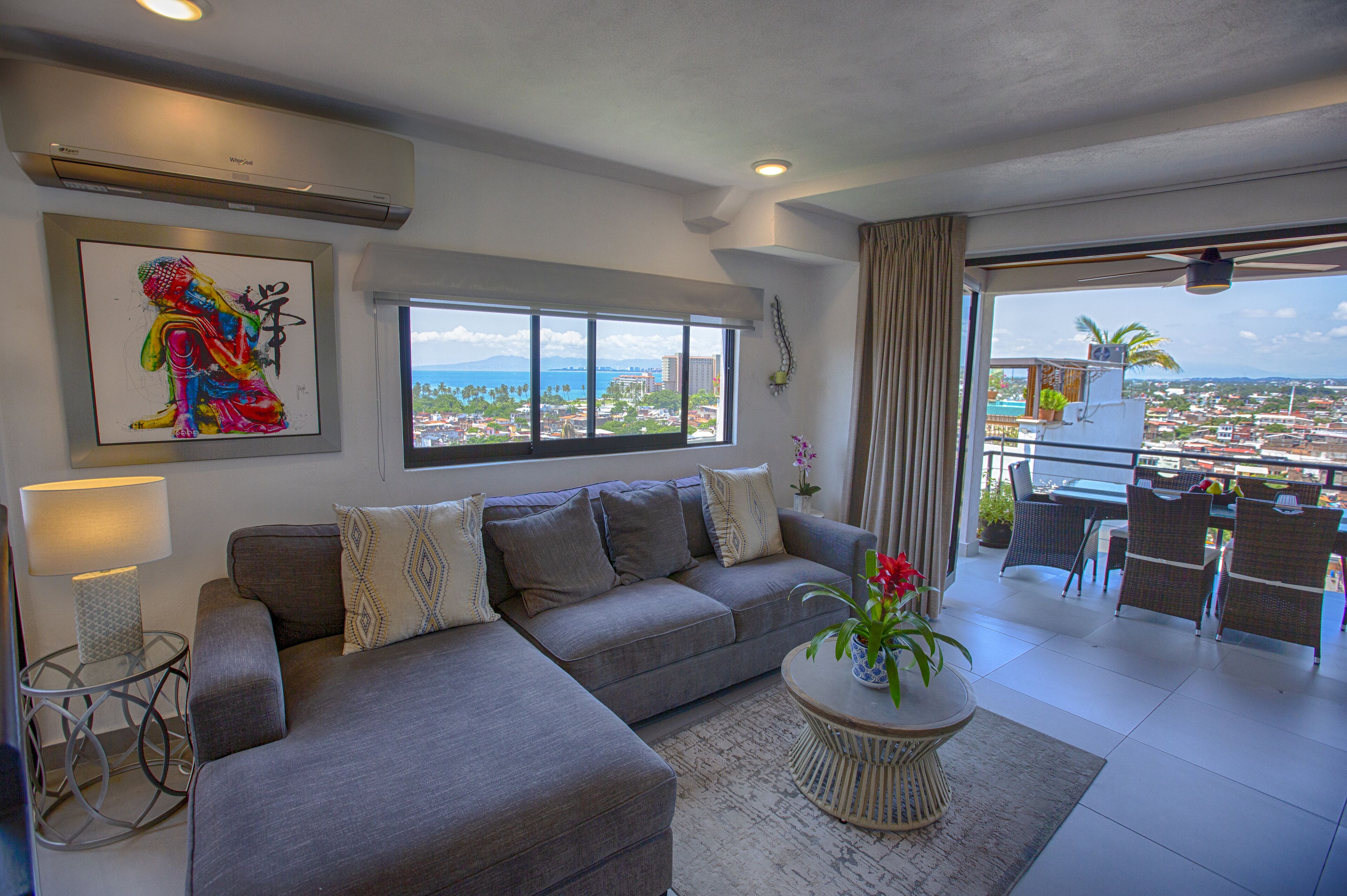 Casa Isacamil - Impeccable Views, Contemporary, Rooftop Pool, Proximity To Town - Puerto Vallarta