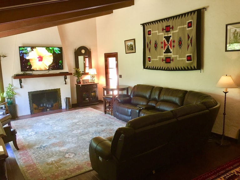 Yosemite Estate: Zwembad, Bubbelbad, Buitenhaard, Tennis En Basketbalveld - Mariposa, CA