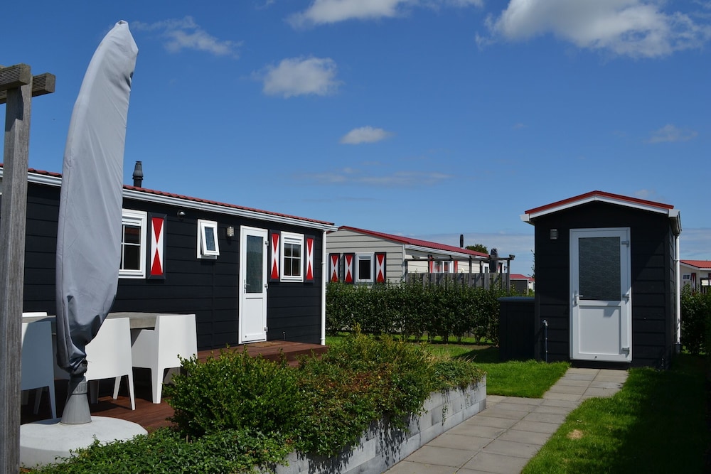 Chalet 76 En Zelanda En Un Camping Para Niños Cerca De La Playa Y Veere. - Oostkapelle