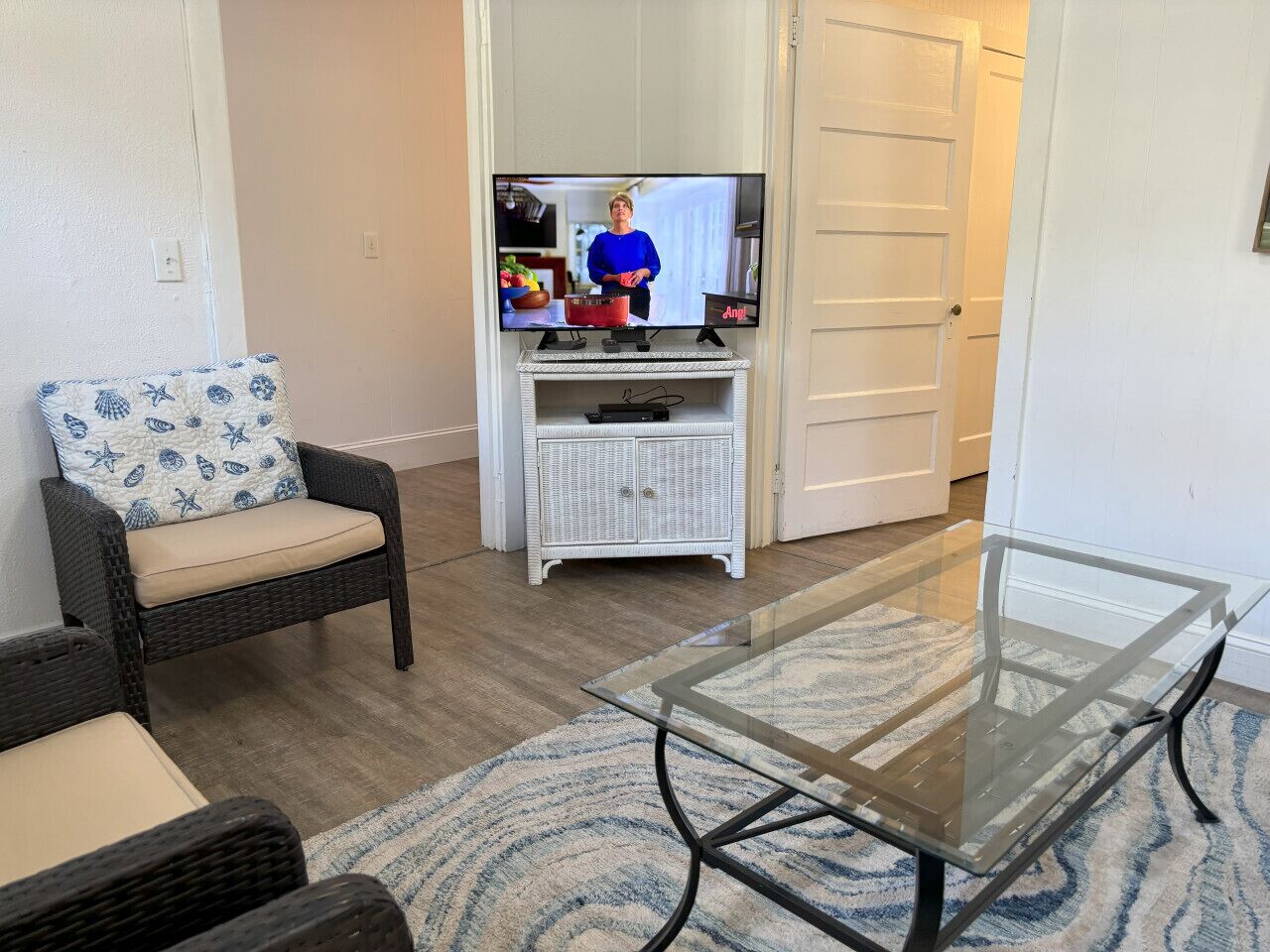 1st Floor & Pet Friendly With Private Fenced Yard - Across From Beach Walkover - Folly Beach, SC