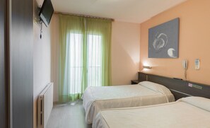 Quarto casal standard, 1 cama de casal, para não fumantes | Quartos à prova de som, Wi-Fi de cortesia, roupa de cama