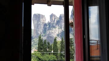 Suíte, 2 quartos (Panoramic Meteora view) | Vista da sacada