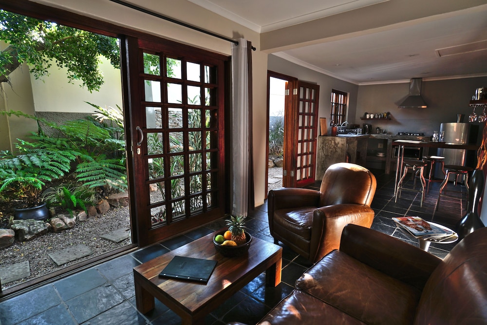 Villa La Mercy Guest Suite - La Mercy