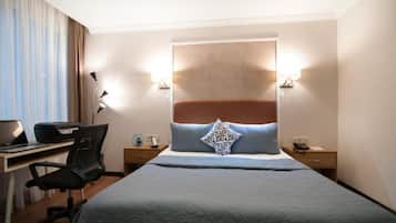 Double Room, Garden Patio | Roupa de alta qualidade, minibar, cofre no quarto, secretária