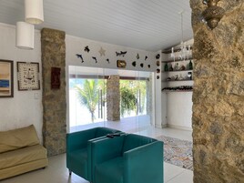 Televisor LED de 32 polegadas com canais por cabo, televisor 