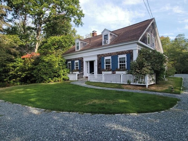 Coach Stop Inn - Acadia National Park