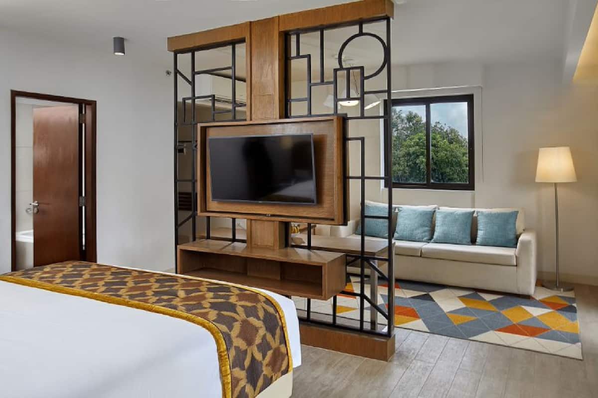 Cofre no quarto, secretária, Wi-fi grátis, roupa de cama fornecida 