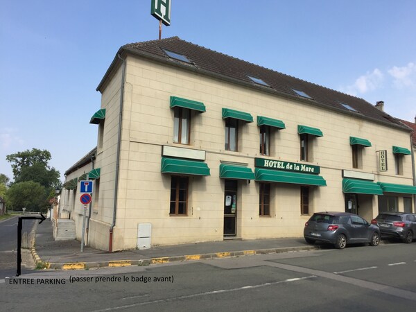Hotel De La Mare - Oise
