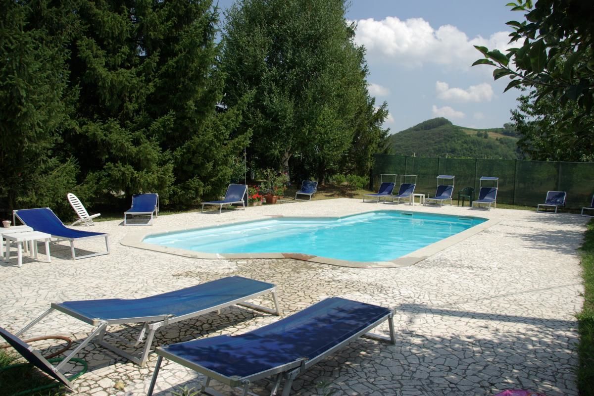 Piscina externa sazonal